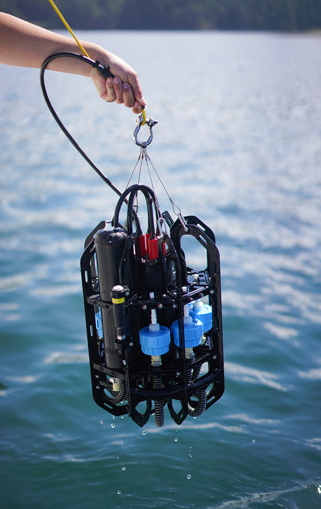 Ascension Microplastics and eDNA Sampler